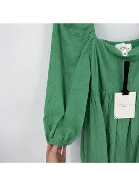 Tuckernuck | Dresses | Pomander Place Tuckernuck Green Embroidered Puff ...
